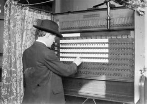 Mechanical analog voting machines need to come back to save the ...