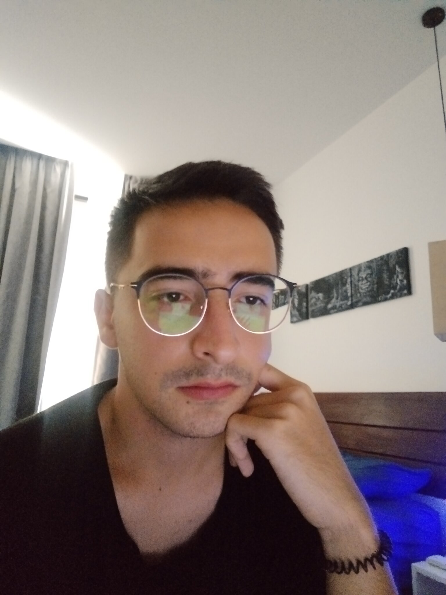 Bored morning selfie | Random Selfies