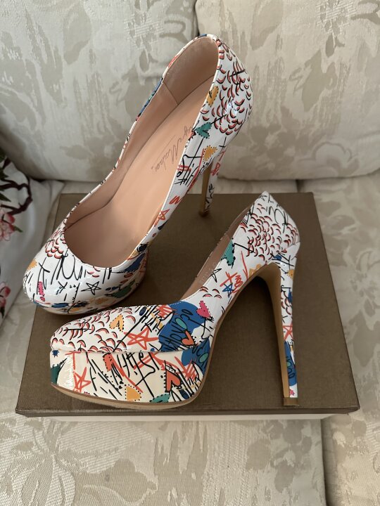 I had a wardrobe malfunction Well, nothing lately to post about, but ...