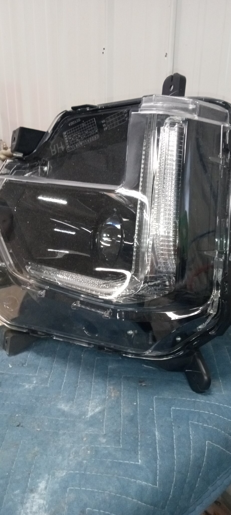 2,123$ for a plastic fog light 2,245 installed | Cars