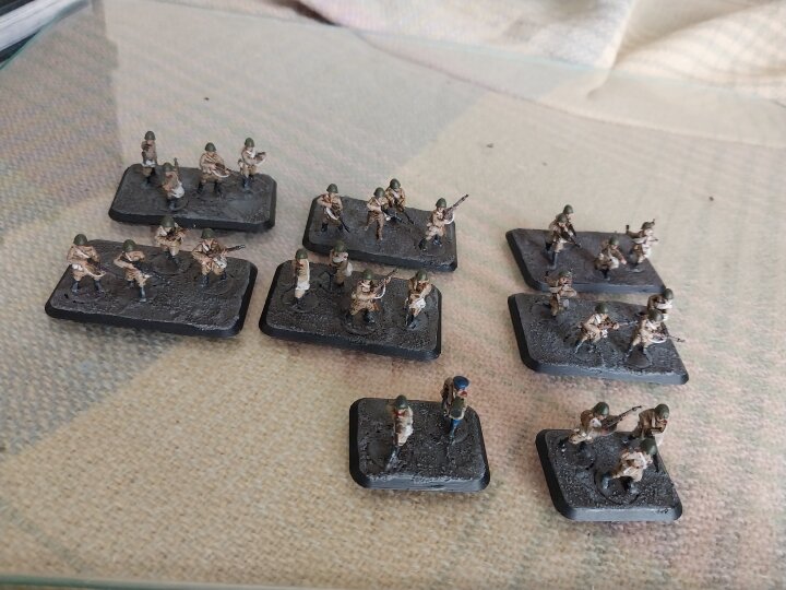 Flames of War progress The 8 bases of infantry I finished yesterday: 6 ...