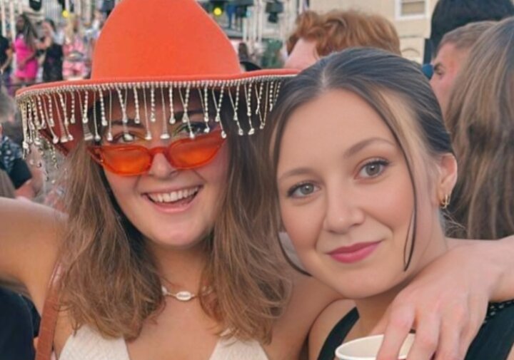 Cazza | Photo (6535233) | SimilarWorlds