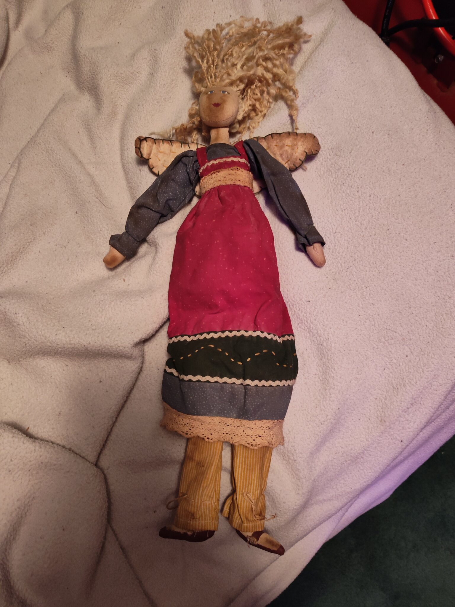 I've found a fallen angel in the dump,she needed saved | Angels