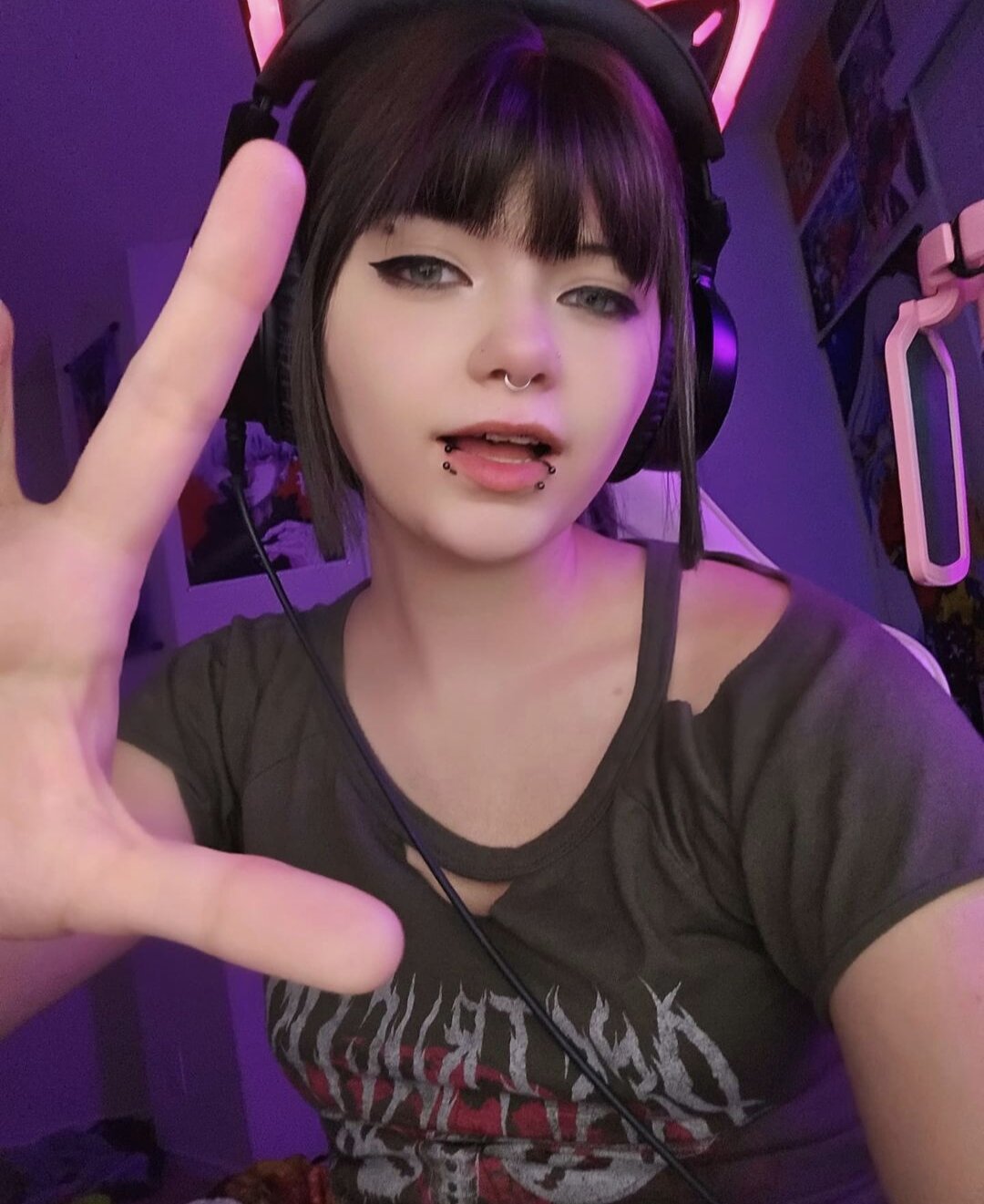 SP00kY | SimilarWorlds