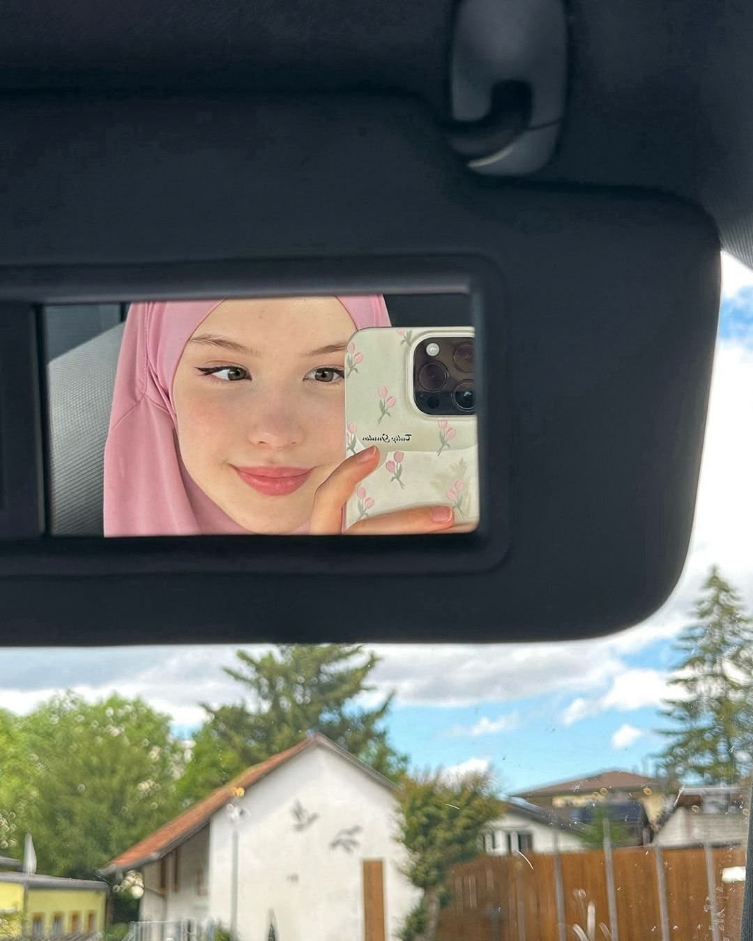 Bariya | SimilarWorlds