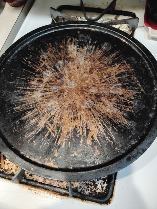 Show me your ugly but still functional bakeware. I have two pans like ...