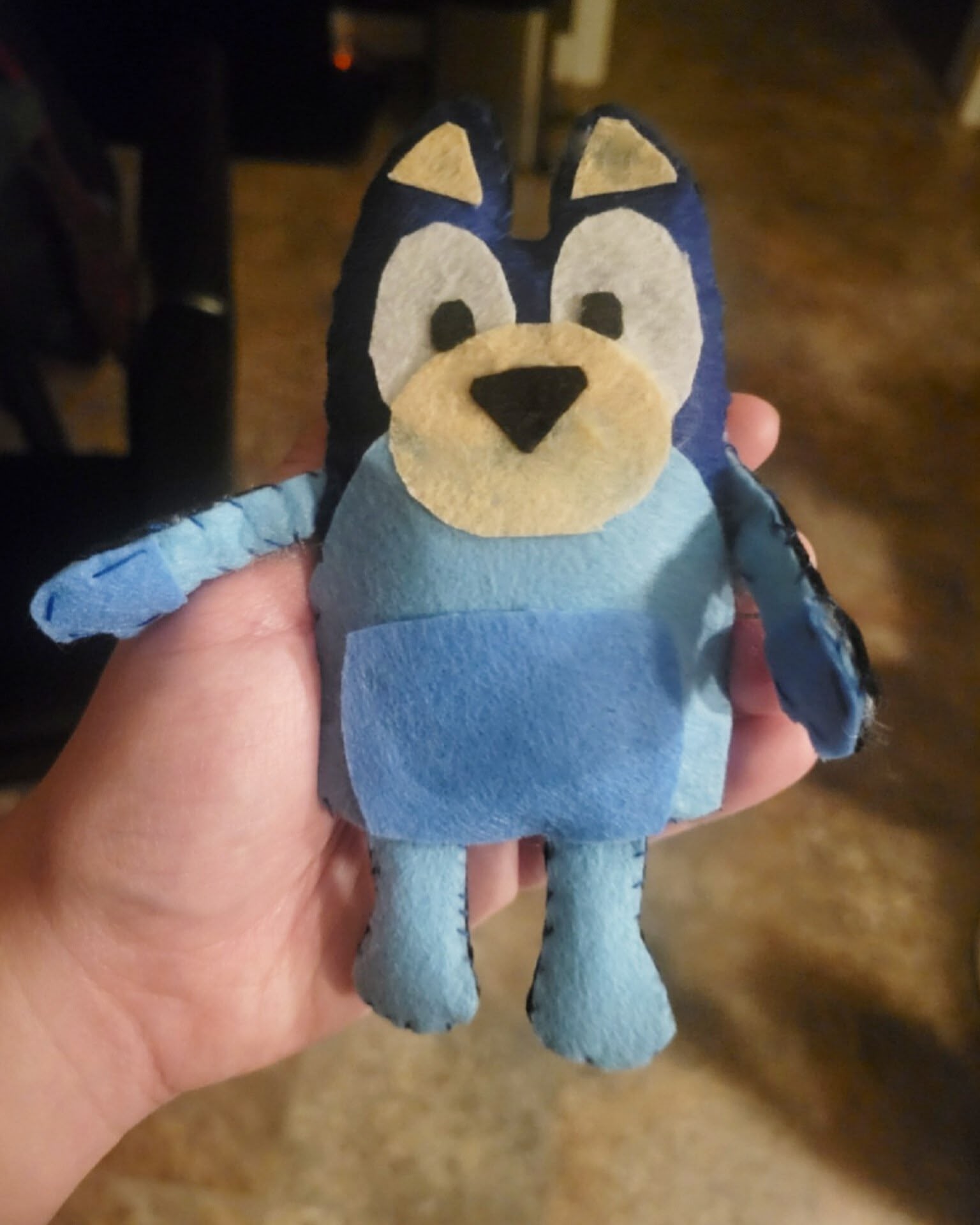 I made this Bluey felt plush I made this Bluey for fun. Sometimes, when ...