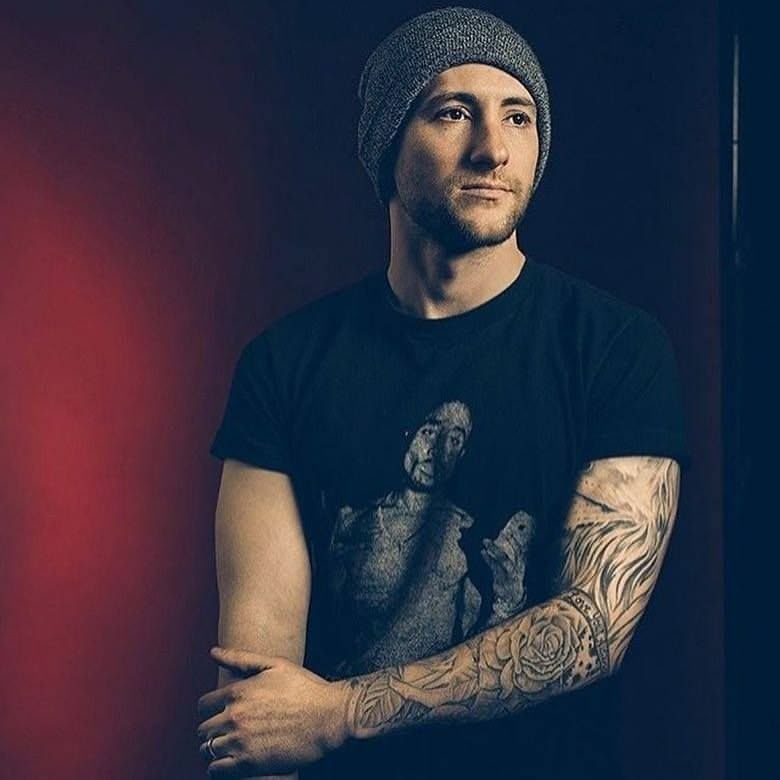 My son's think I should of been on tv, We where flipping through the ...