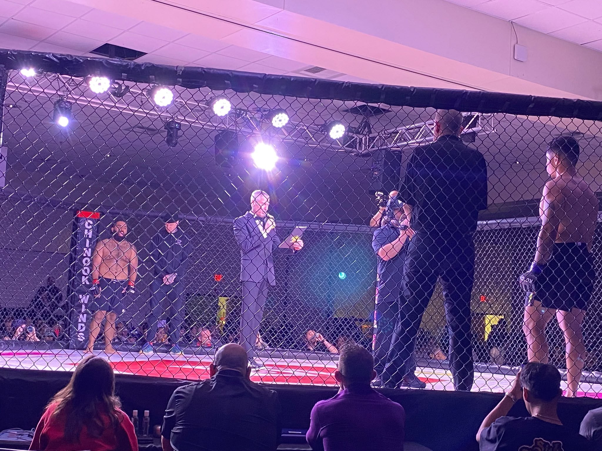 Our only light heavyweight bout on the card Amateur bout, so only three ...