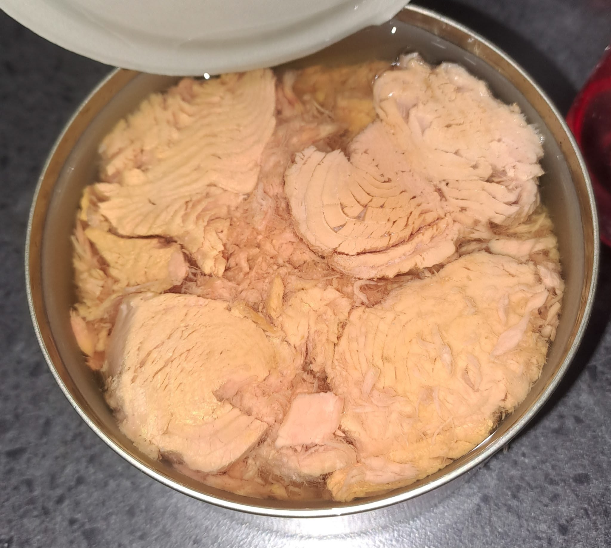 Does this tuna look bad to you? | Pictures & Pics