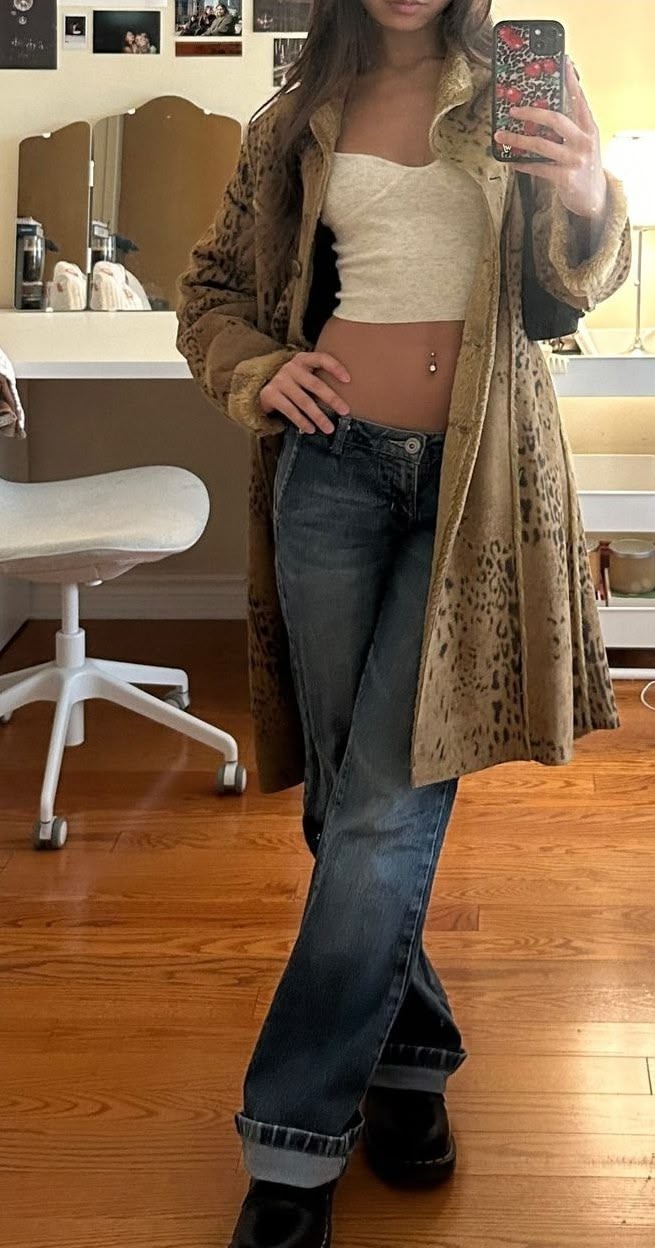 Simple outfits? Or more complicated ones? | Style, Fashion & Clothing